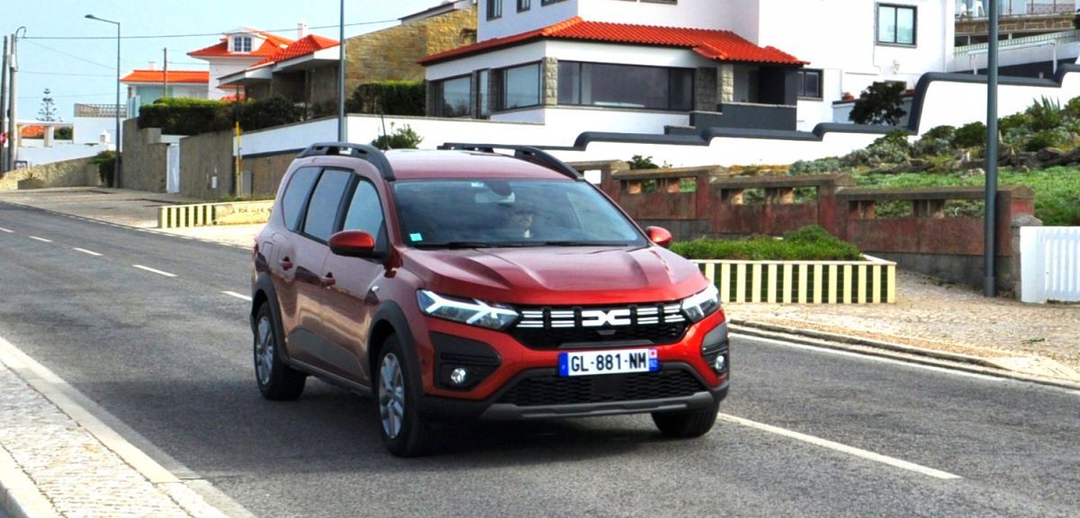 Tout DACIA sur un seul site: actualité, moteurs, essais, prix